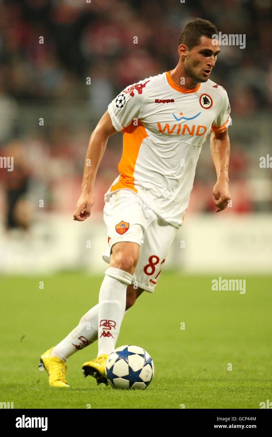 Soccer - UEFA Champions League - Group E - Bayern Munich v AS Roma ...