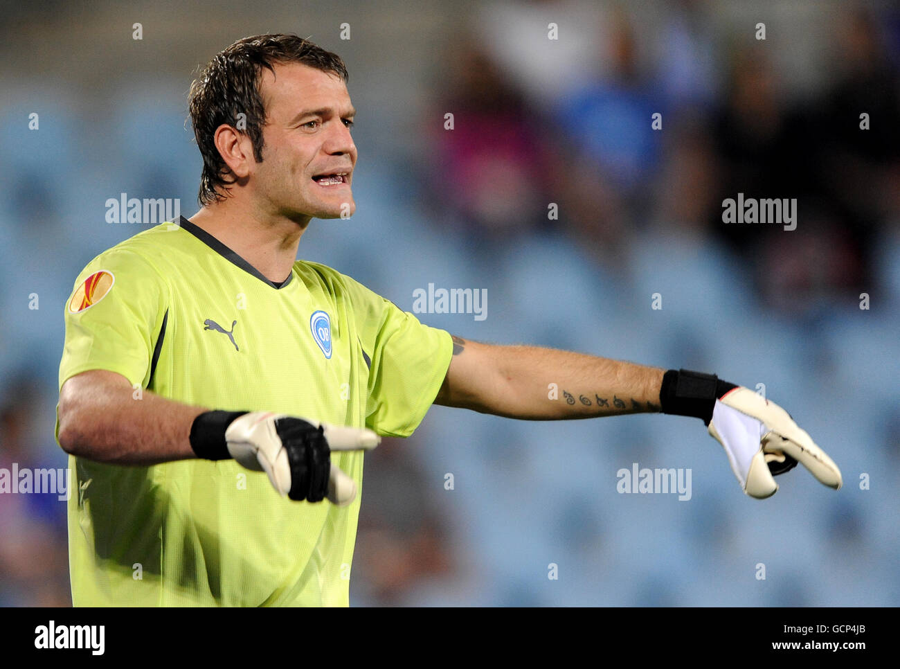 Roy carroll goalkeeper hi-res stock photography and images - Alamy