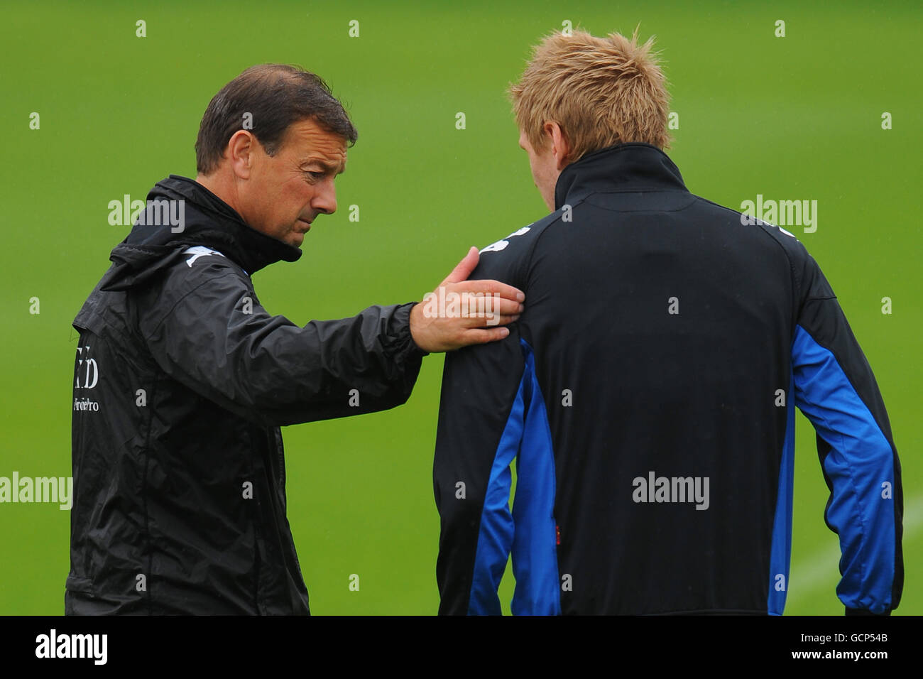 Soccer - Fulham Training - Motspur Park Training Ground Stock Photo - Alamy