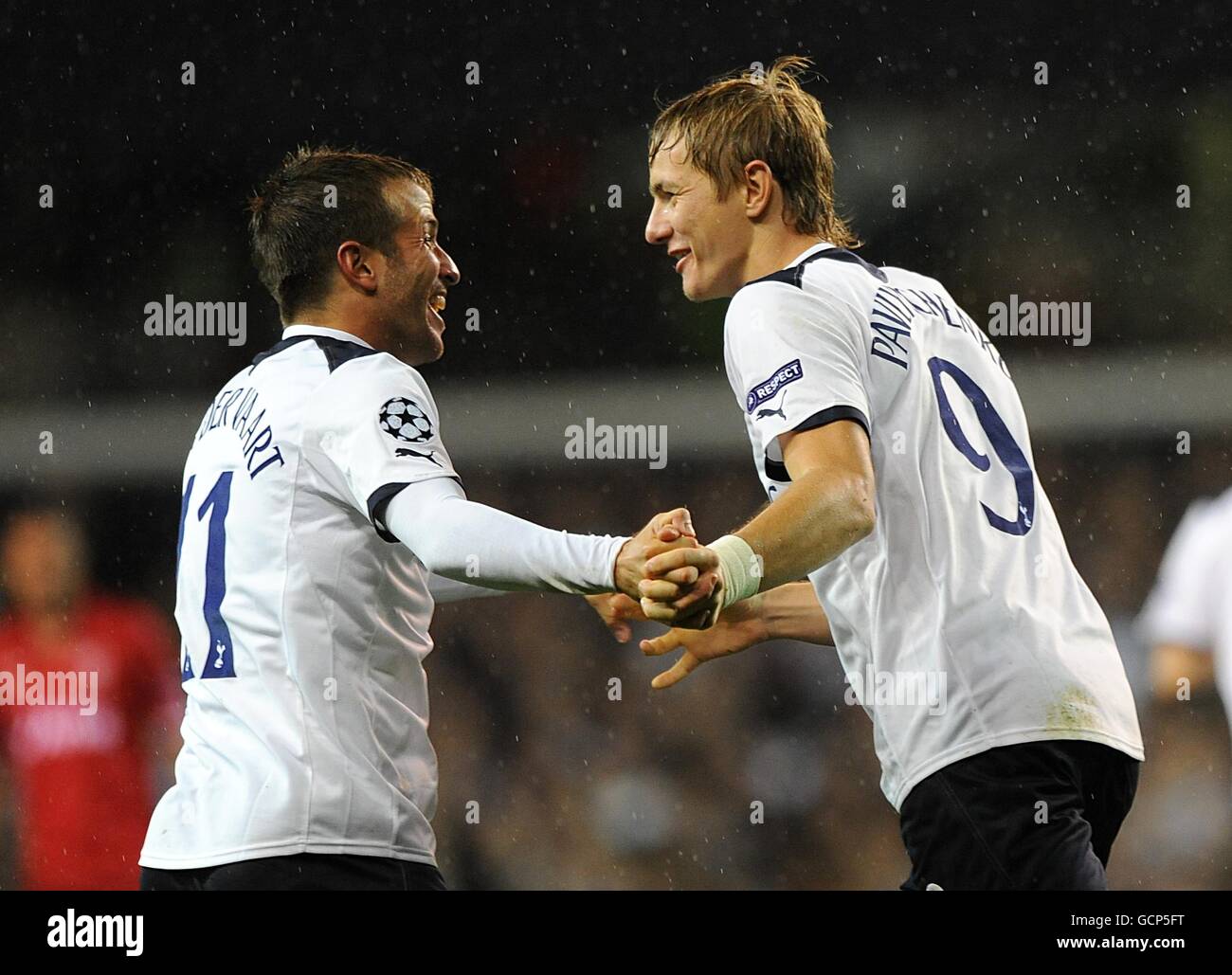 Tottenham hotspurs roman pavlyuchenko celebrates scoring hi-res stock ...