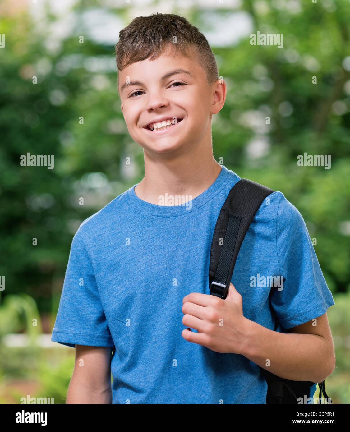 Boy back to school Stock Photo - Alamy
