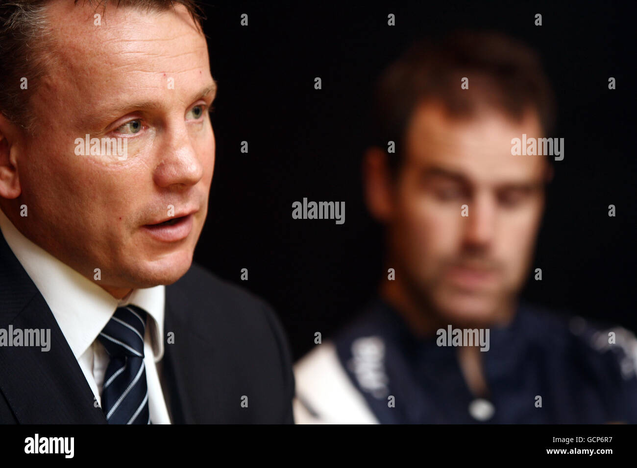 Sale Sharks coach Kingsley Jones (left) and Charlie Hodgson during the ...