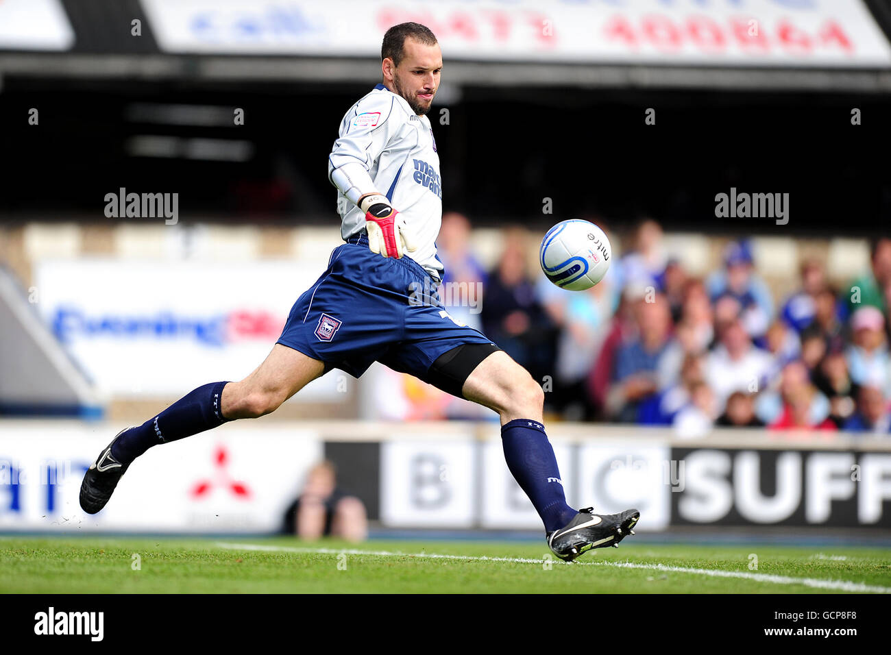 Ipswich town goalkeeper marton fulop hi-res stock photography and ...