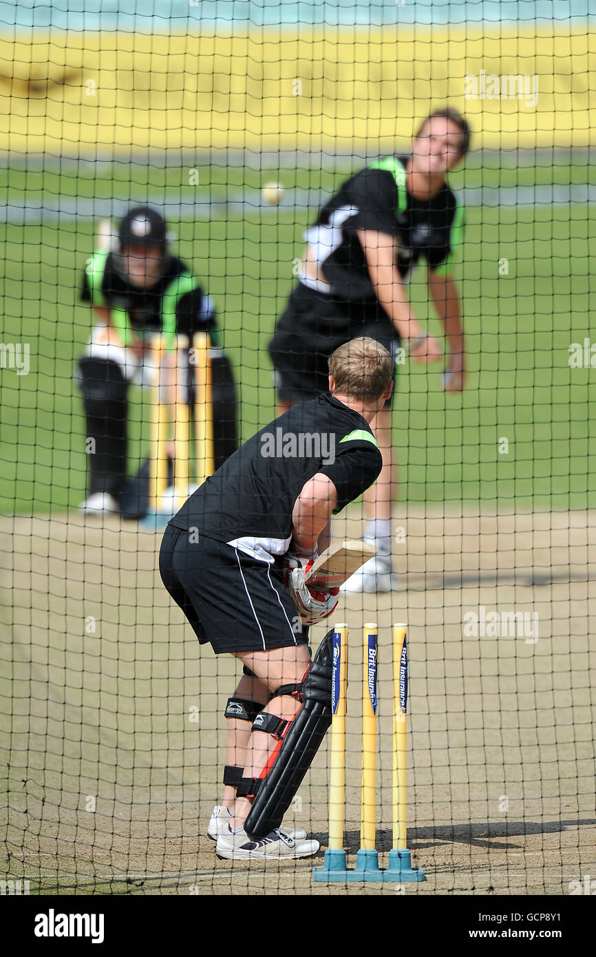 Cricket players practice hi-res stock photography and images - Alamy