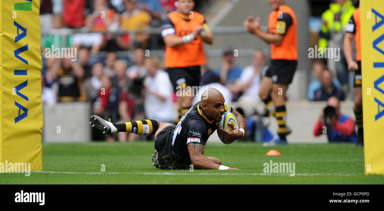 London wasps tom varndell try under the posts against harlequins hi-res ...