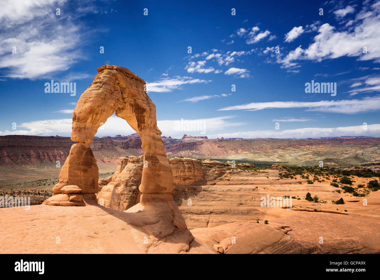Sand stone arch hi-res stock photography and images - Alamy