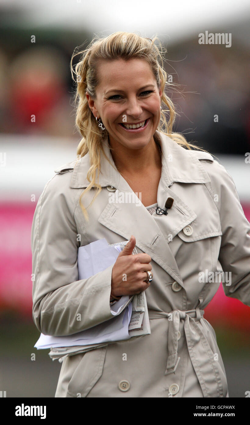 Channel 4 racing presenter hi-res stock photography and images - Alamy