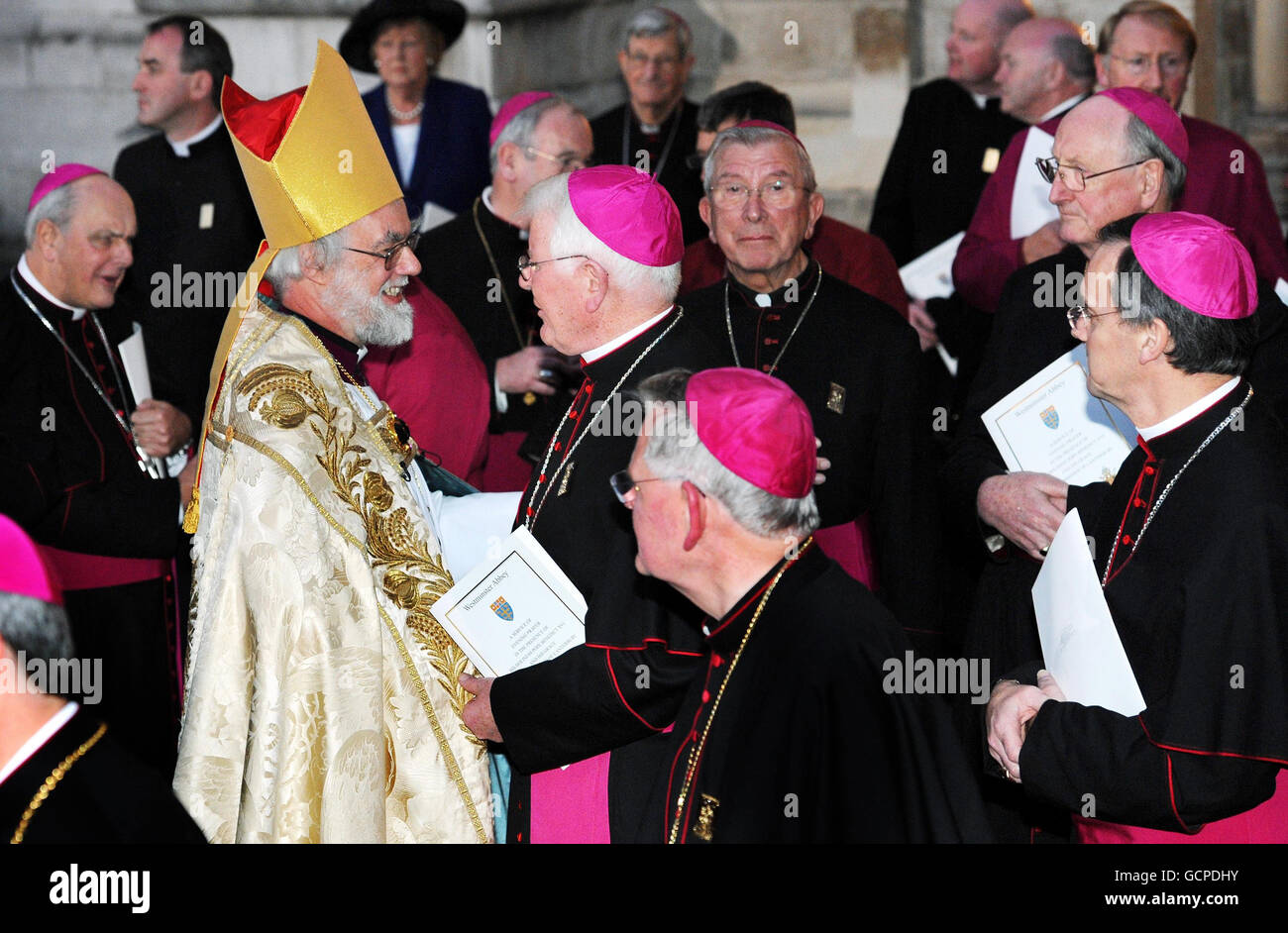 The Archbishop of Canterbury Dr Rowan Williams says goodbye to a group ...