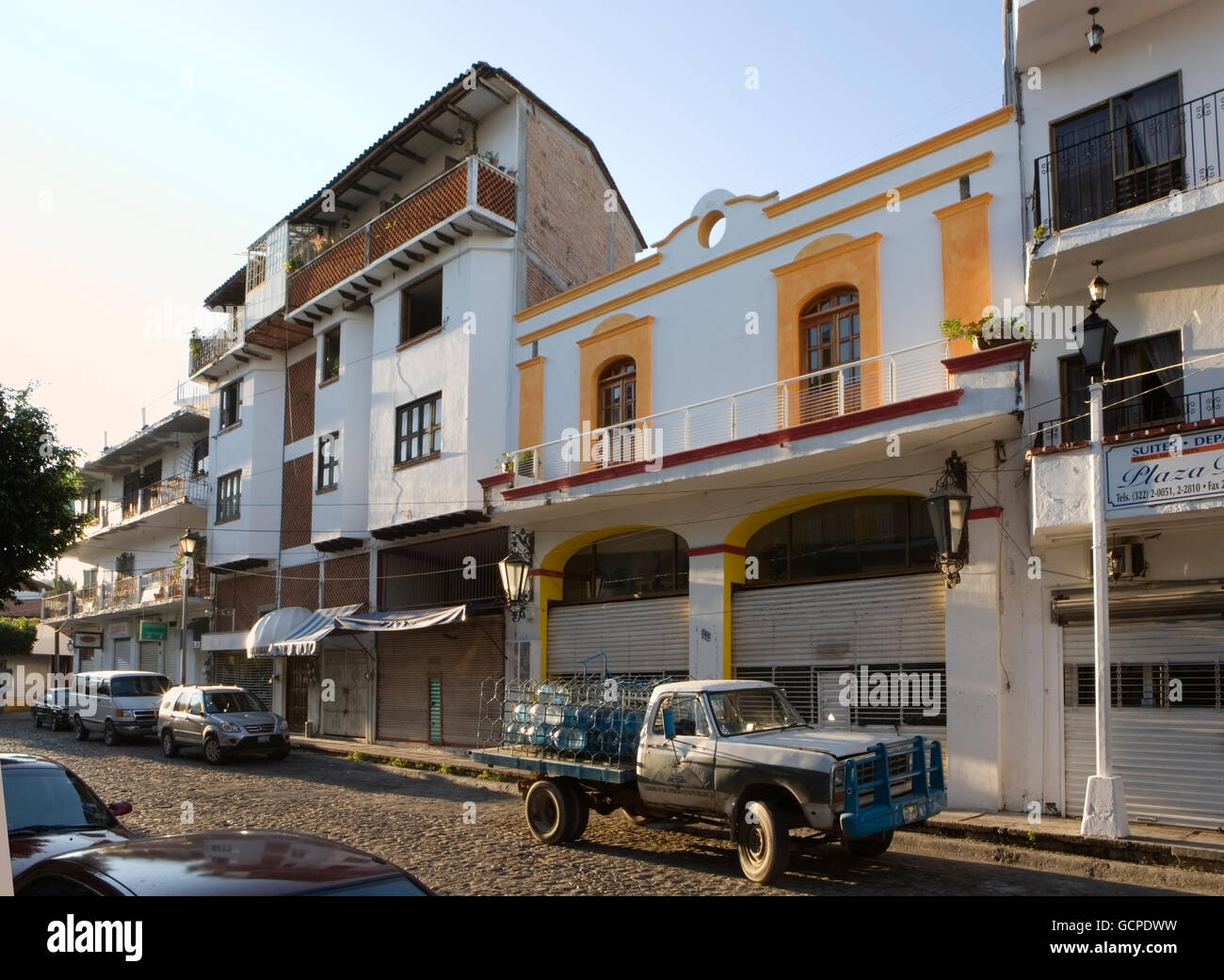 Good morning world hi-res stock photography and images - Alamy