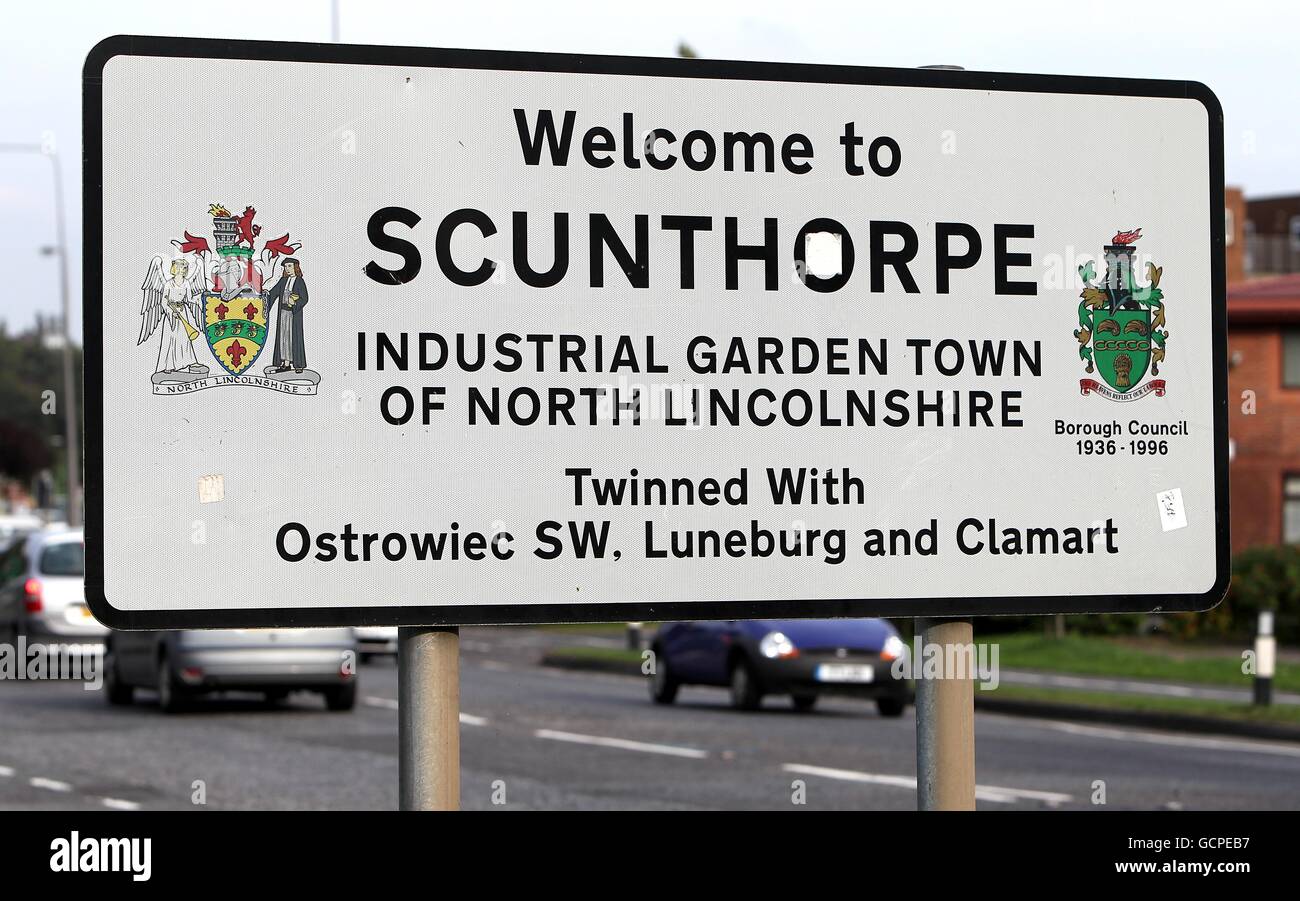 Soccer - Carling Cup - Third Round - Scunthorpe United v Manchester ...