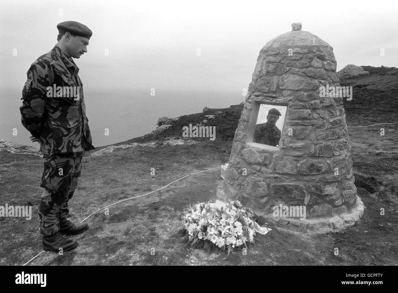 1994 chinook helicopter crash on mull kintyre Black and White Stock ...