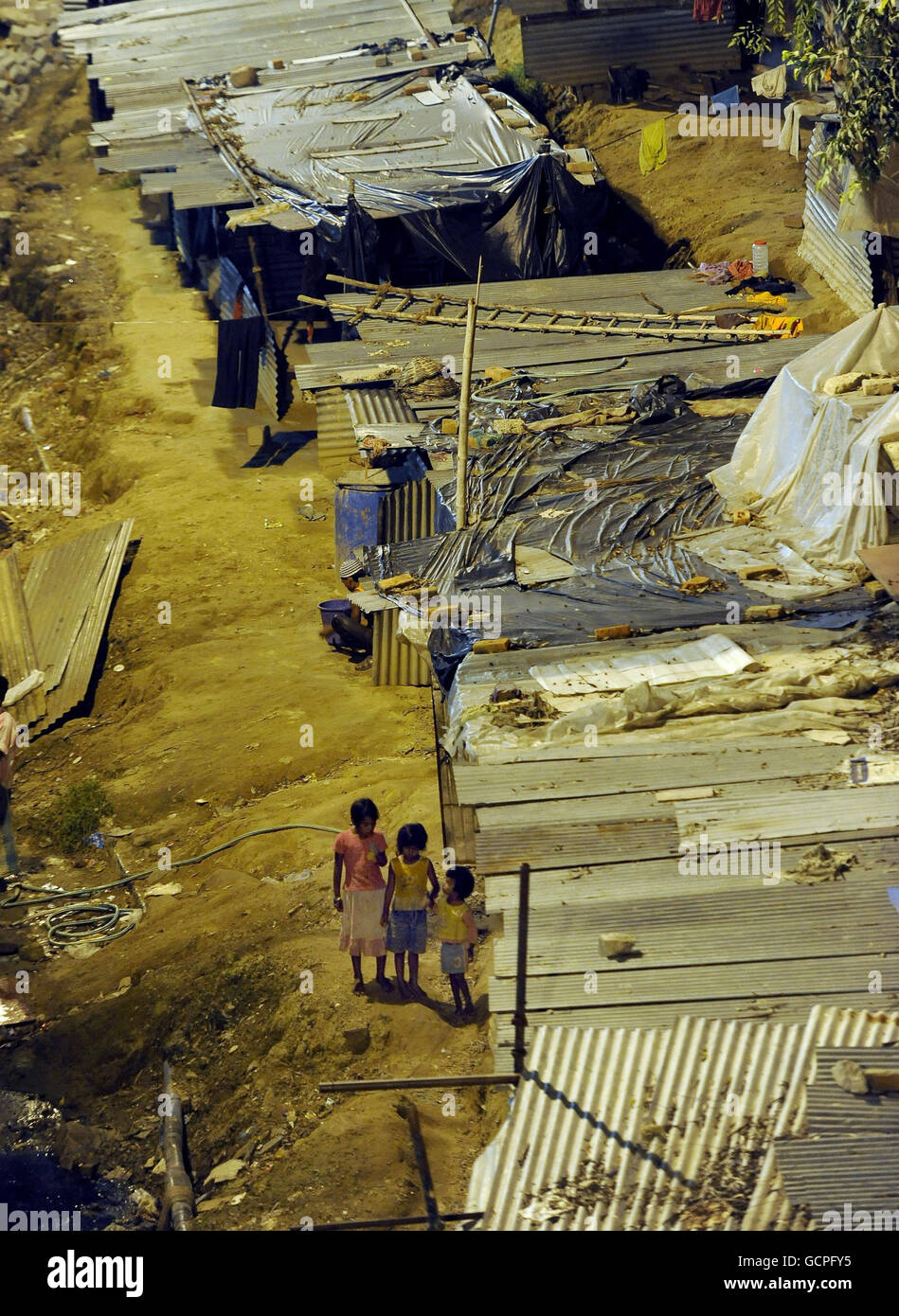 Workers camp india hi-res stock photography and images - Alamy