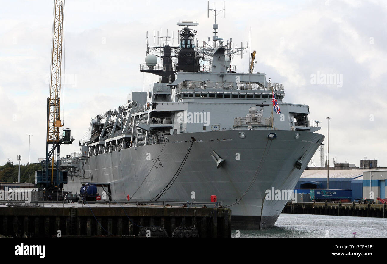 Hms Albion High Resolution Stock Photography and Images - Alamy