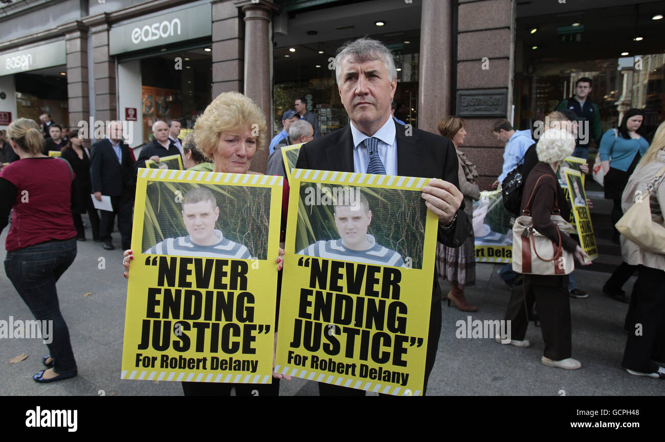 Justice for Robert Delany campaign Stock Photo - Alamy