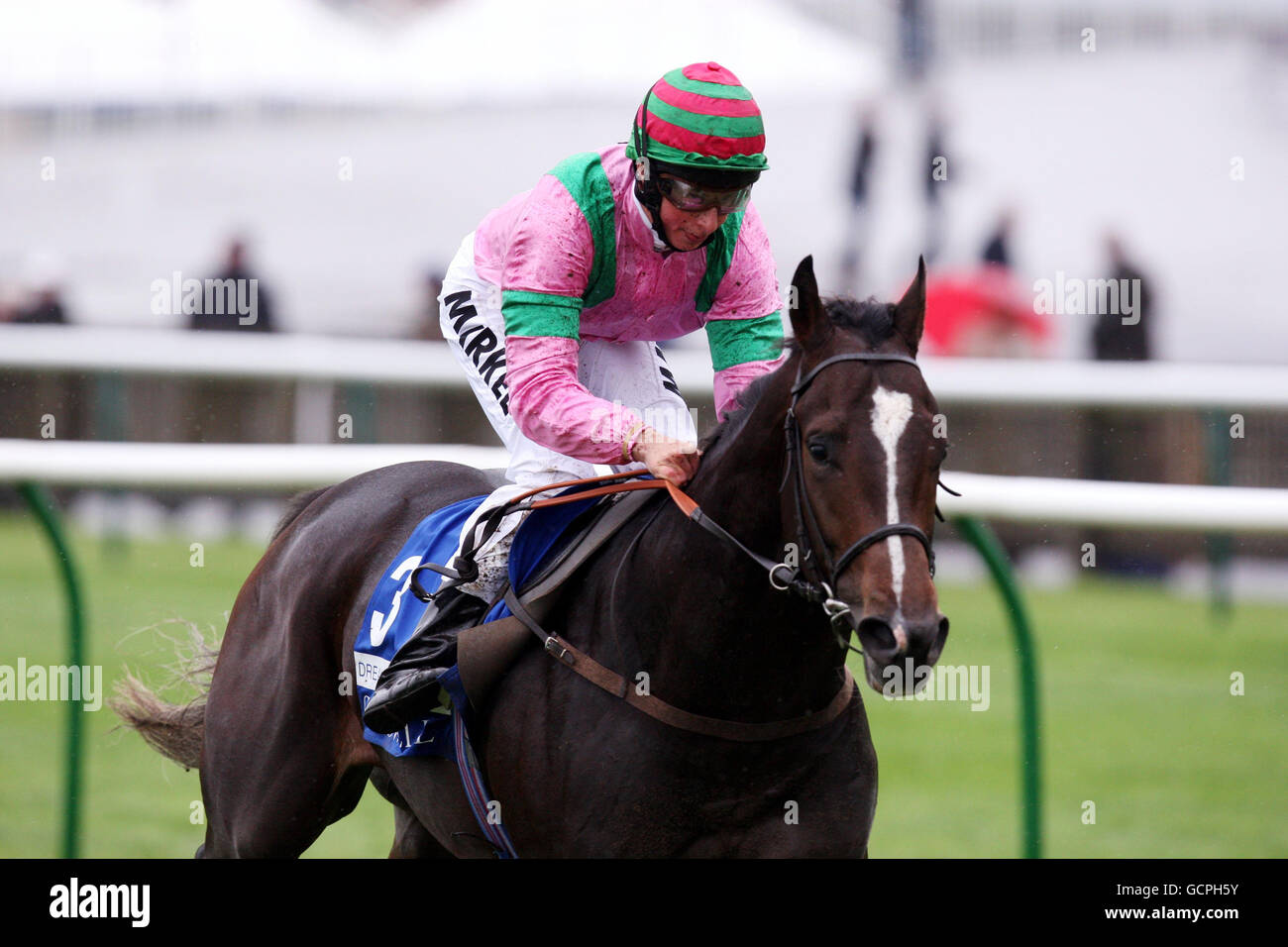 Dream Ahead ridden by William Buick wins the Shadwell Middle Park ...
