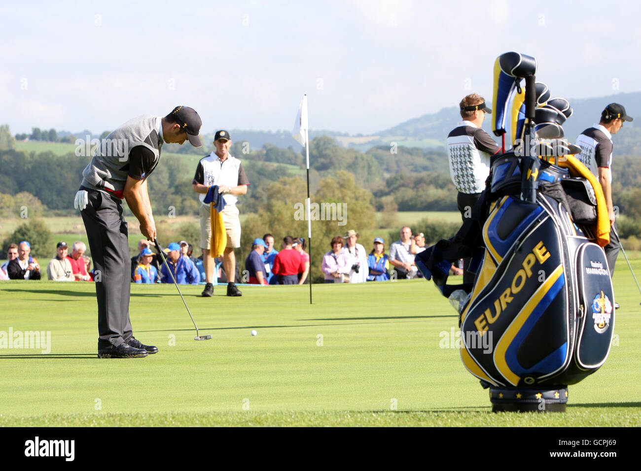 Europes ross fisher putts during practice hi-res stock photography and ...