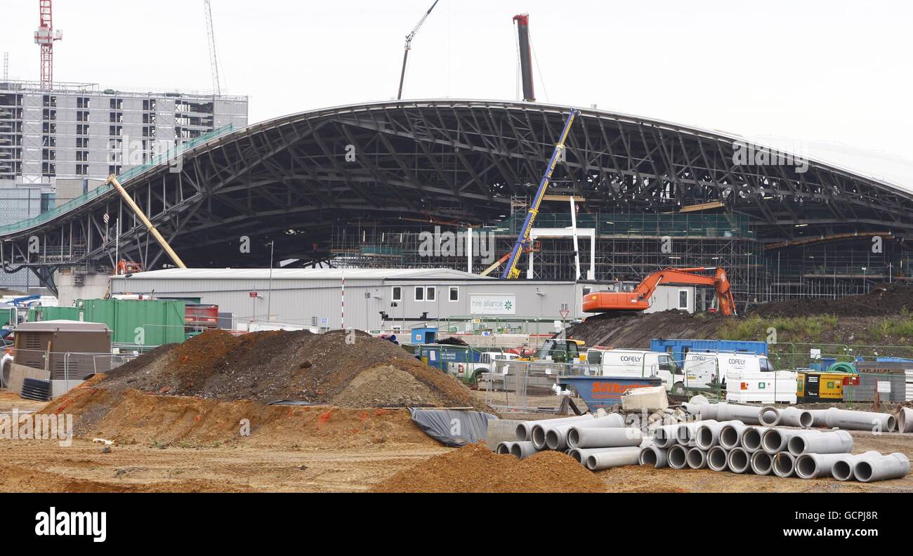 Olympics - Olympic Stadium Views. The London Olympic Park under ...