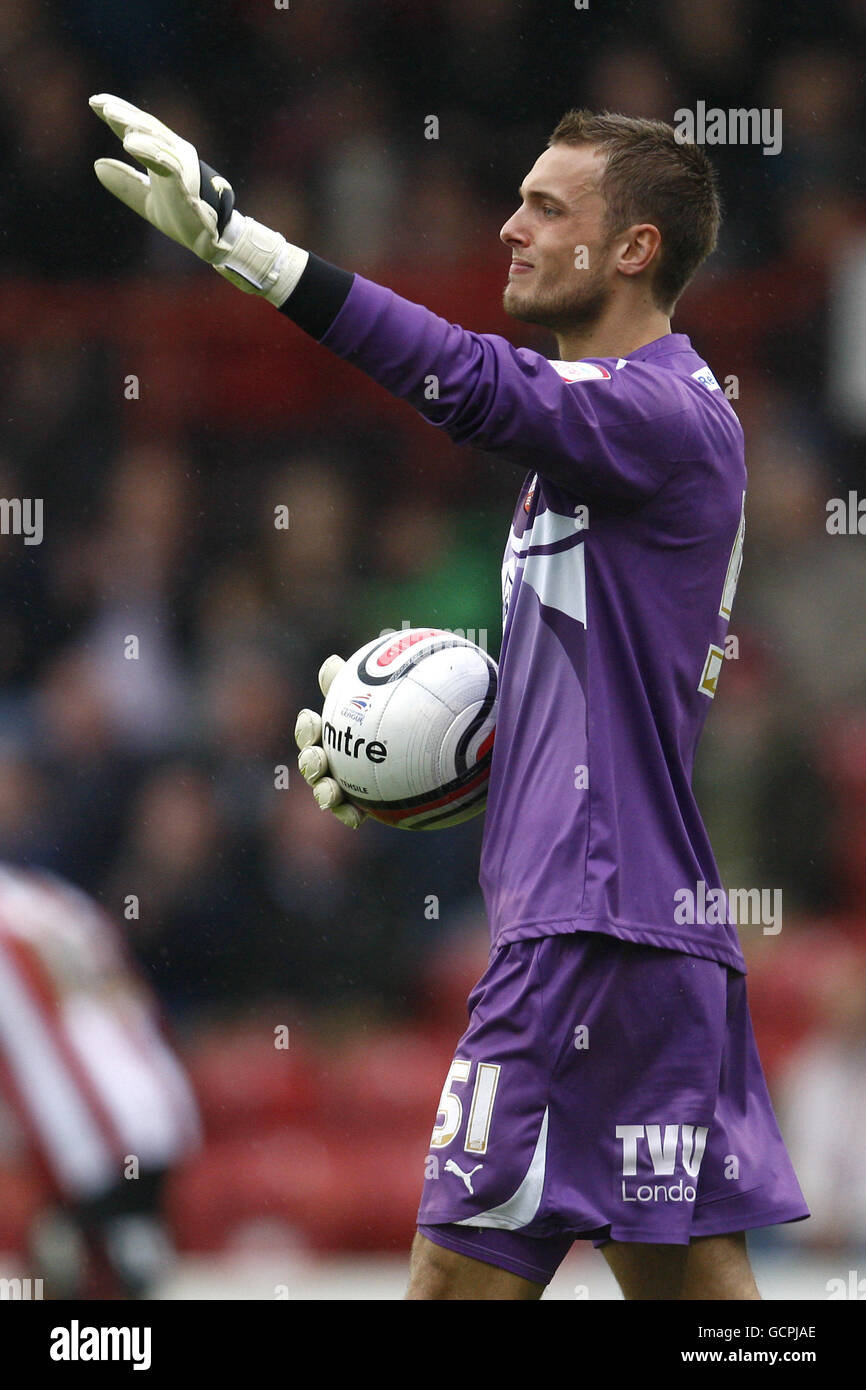 Ben hamer brentford hi-res stock photography and images - Alamy