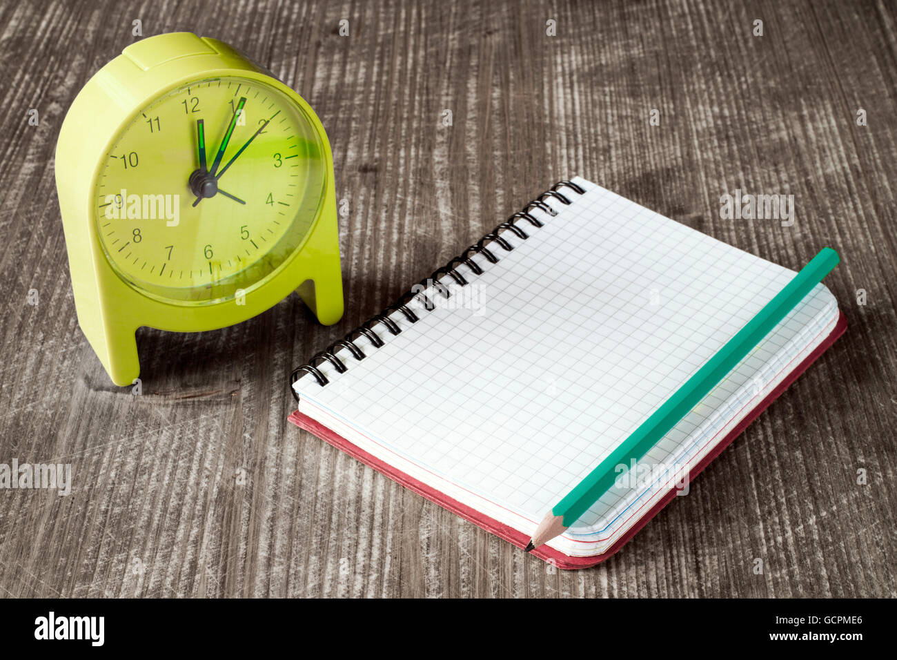 Diary Page Clock High Resolution Stock Photography and Images - Alamy