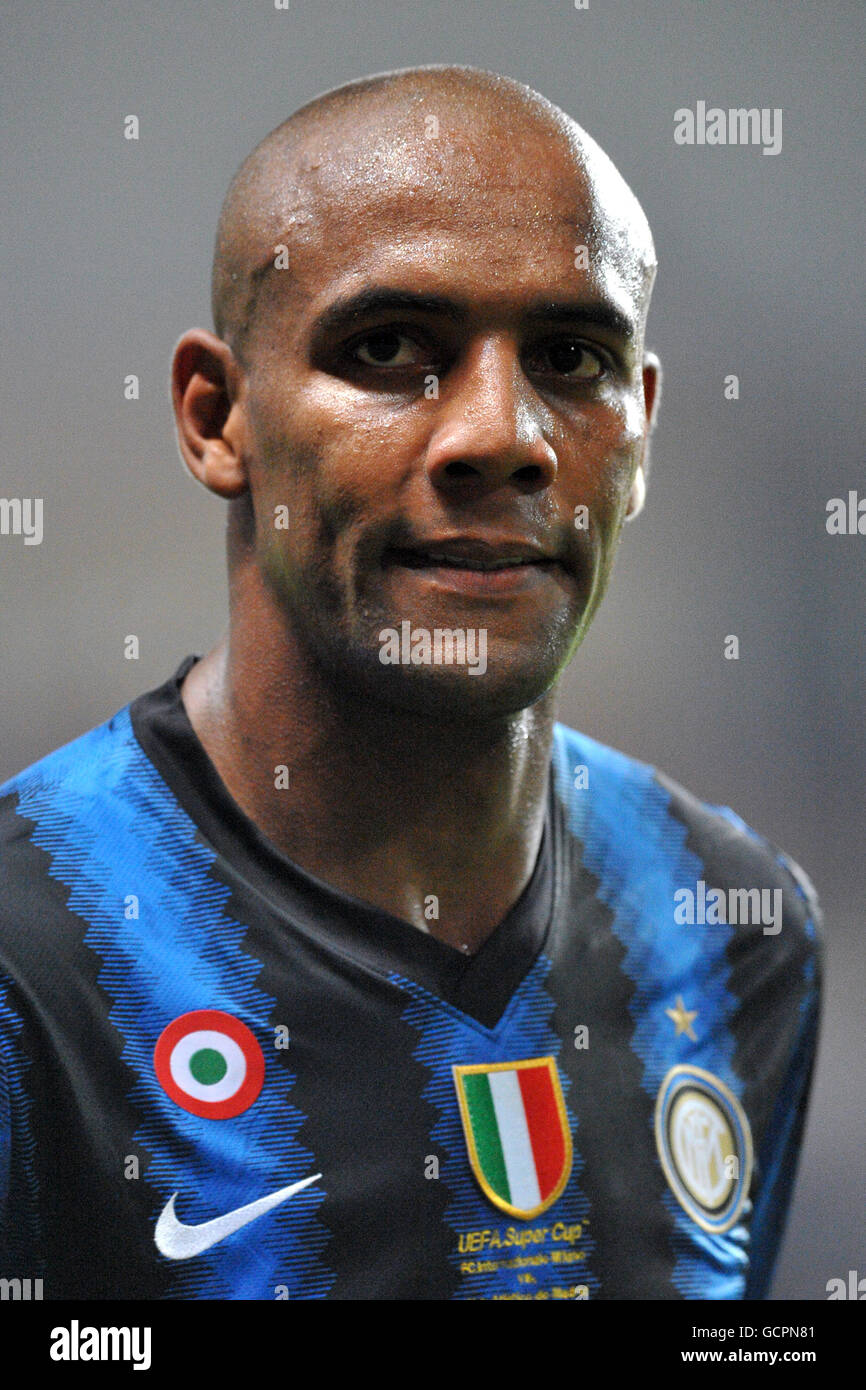 Maicon inter milan hi-res stock photography and images - Alamy