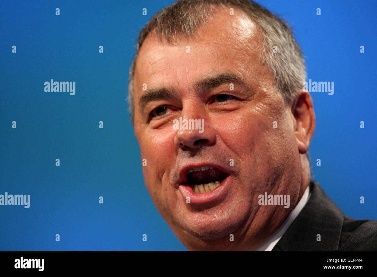 Industry tuc head shot headshot mangdm hi-res stock photography and ...