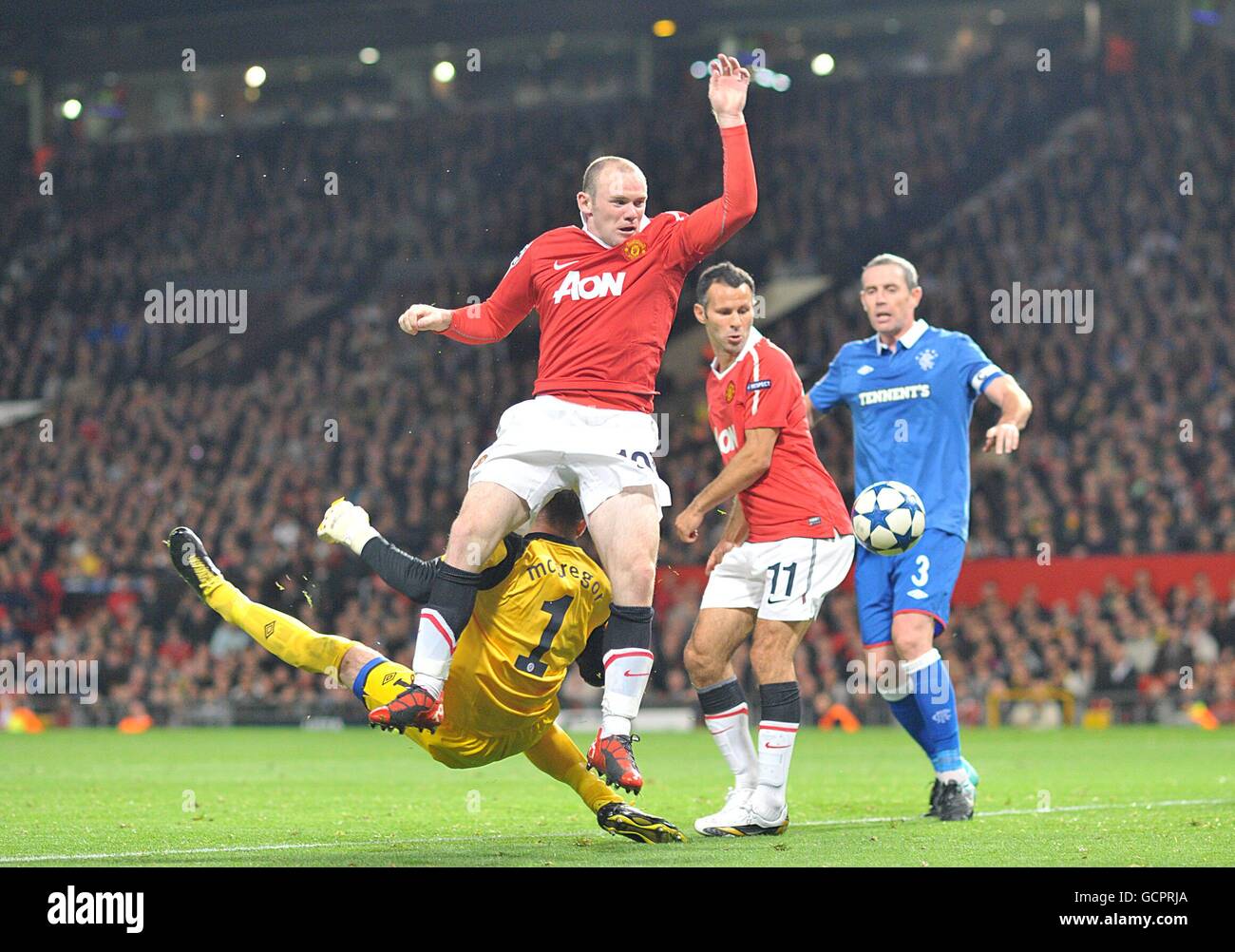 Manchester united v rangers hi-res stock photography and images - Alamy