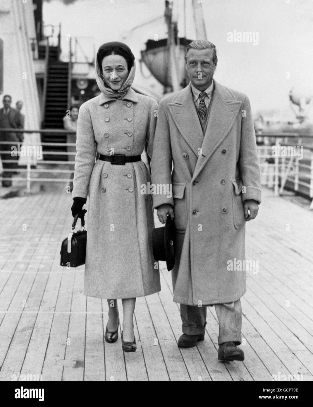 Royalty - Duke and Duchess of Windsor - Southampton Dock Stock Photo ...