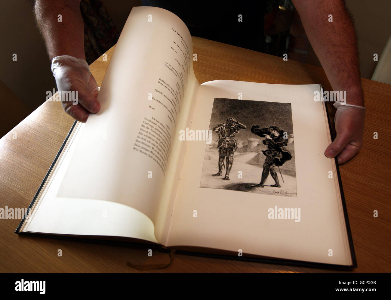 Shakespeare book hi-res stock photography and images - Alamy