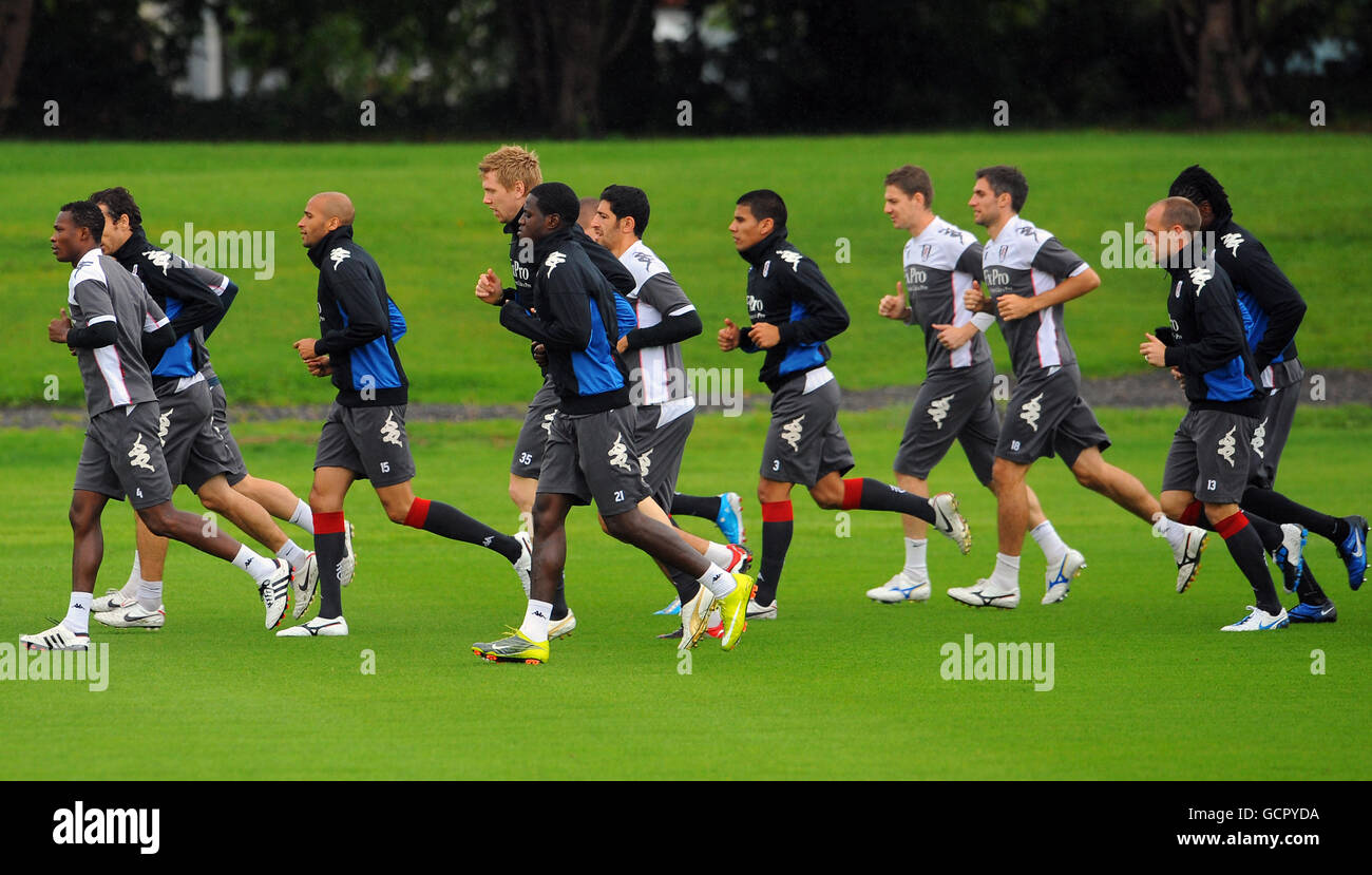 Soccer fulham training hi-res stock photography and images - Alamy