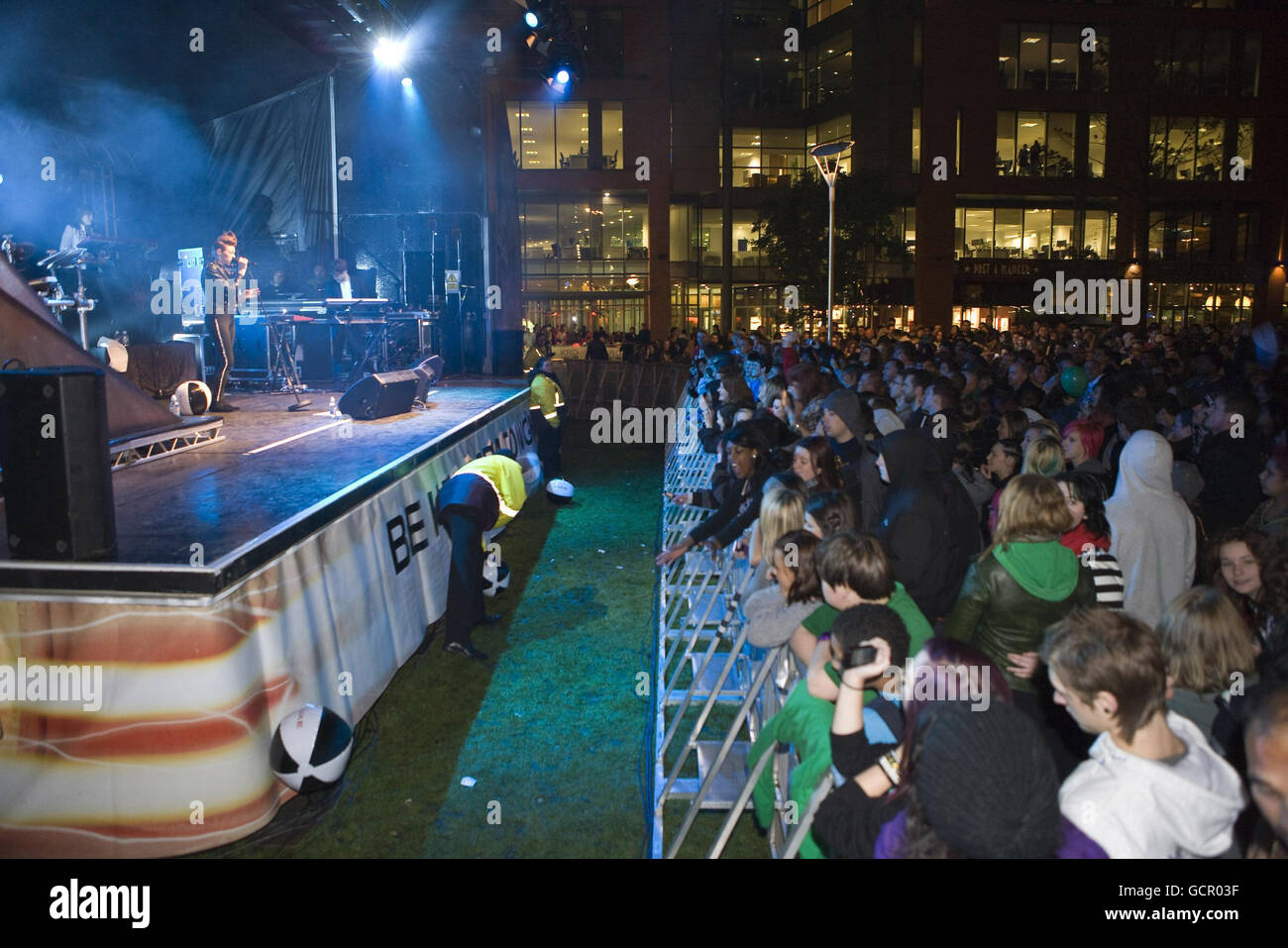 Elly Jackson onstage at a special La Roux outdoor concert to celebrate ...