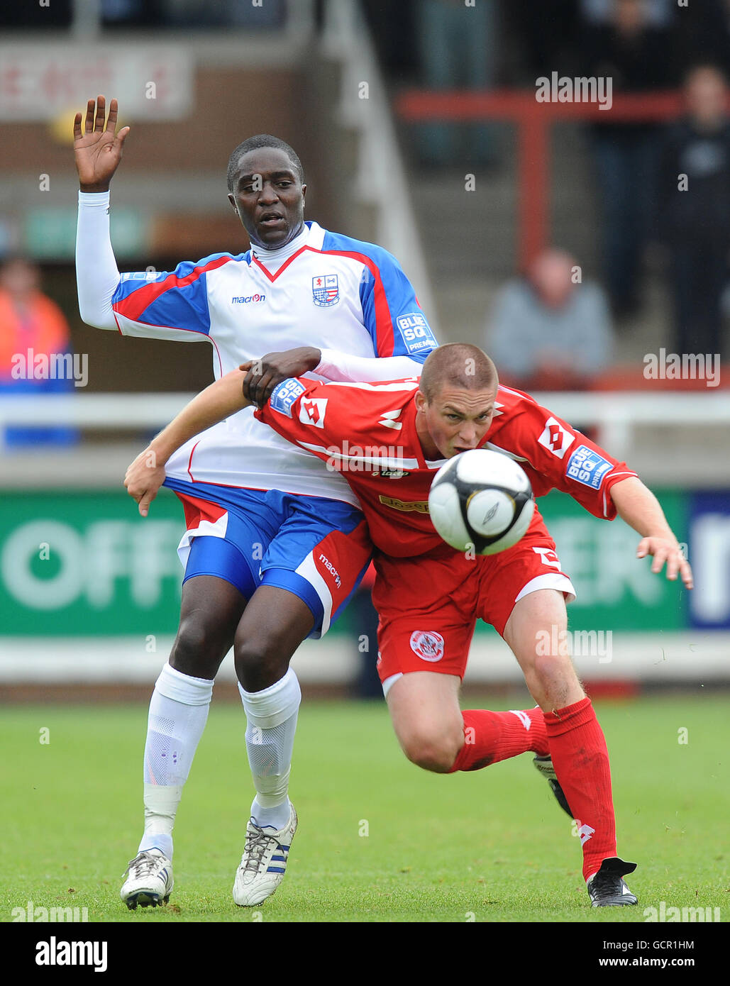 Rushden & Diamonds' Curtis Osano and Crawley Town's Richard Brodie ...