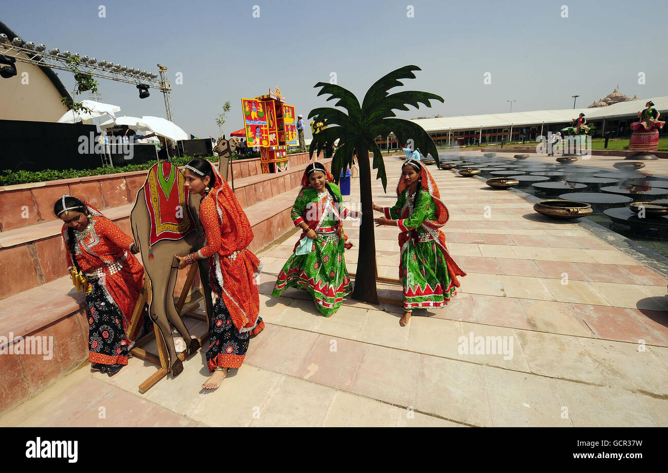 Indian stage hi-res stock photography and images - Alamy