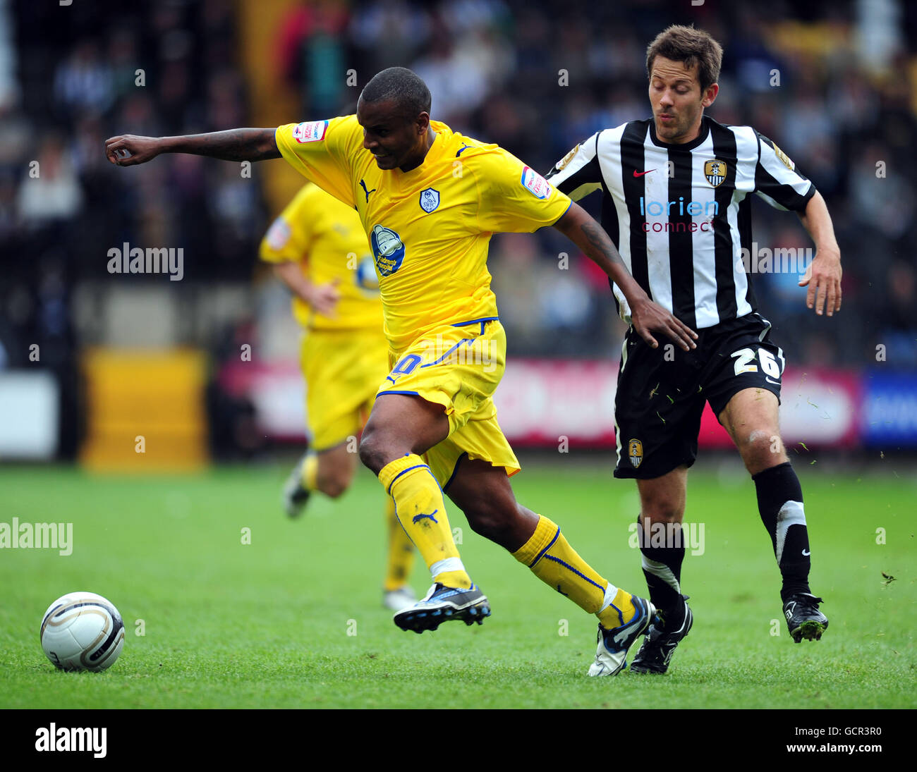 Notts County's Jon Hartley and Sheffield Wednesday's Clinton Morrison ...
