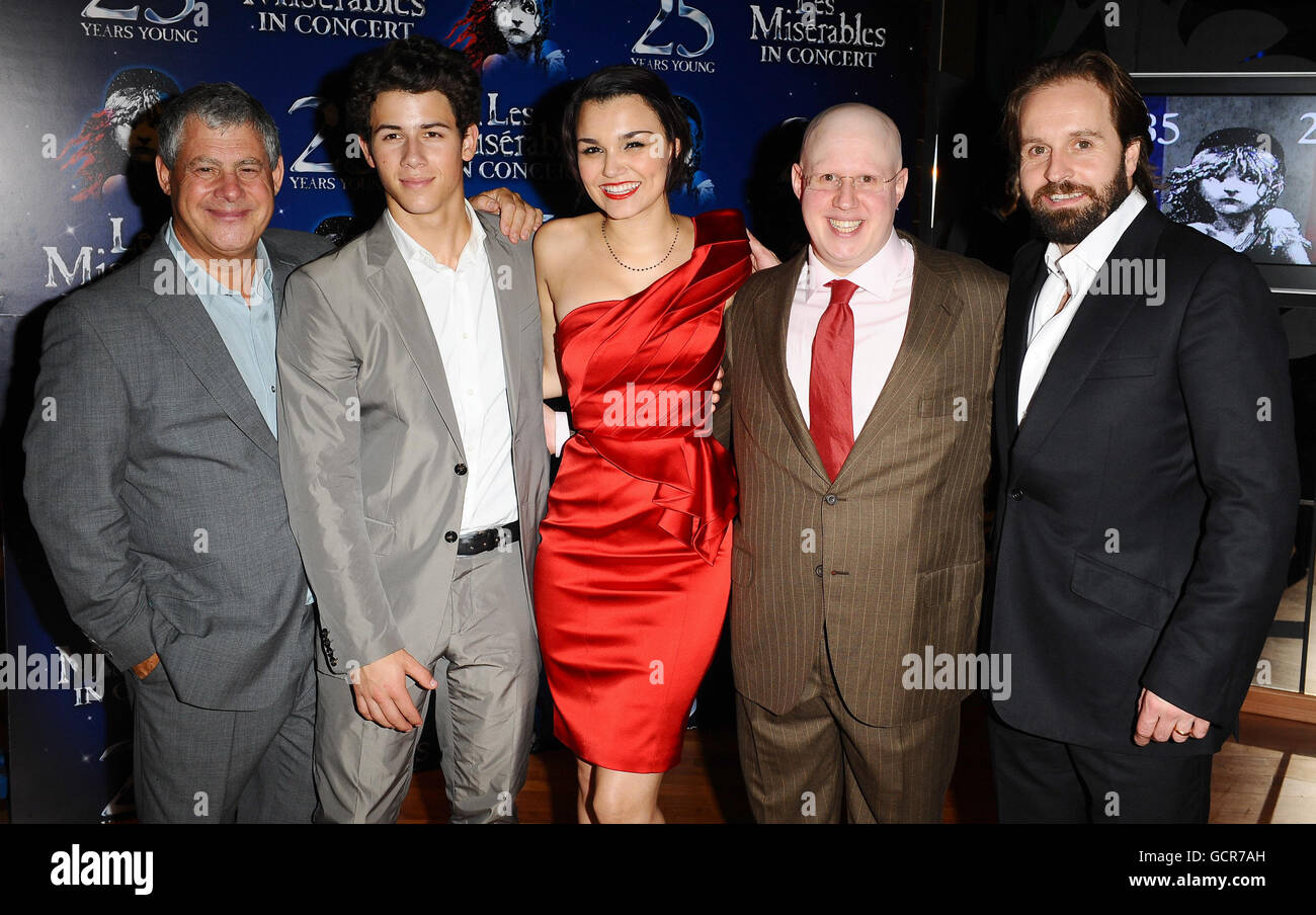 Les Miserables - Anniversary Performance - London Stock Photo - Alamy