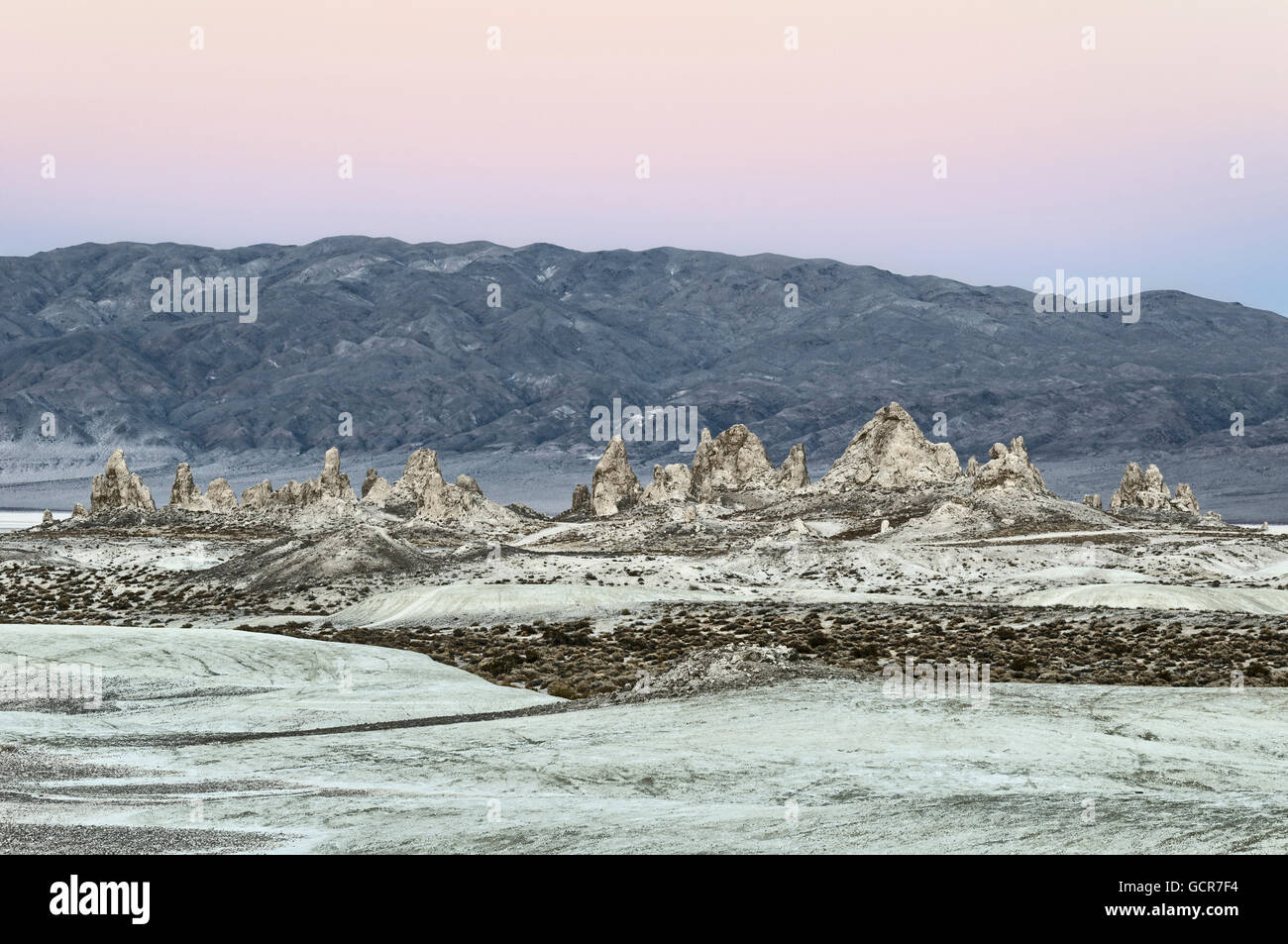 Trona Pinnacles in twilight, Searles Valley, California Stock Photo - Alamy
