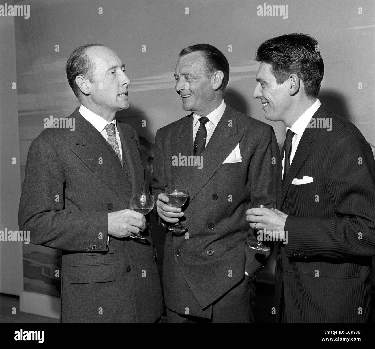 Enjoying a drink and an informal chat about the new production of "The ...