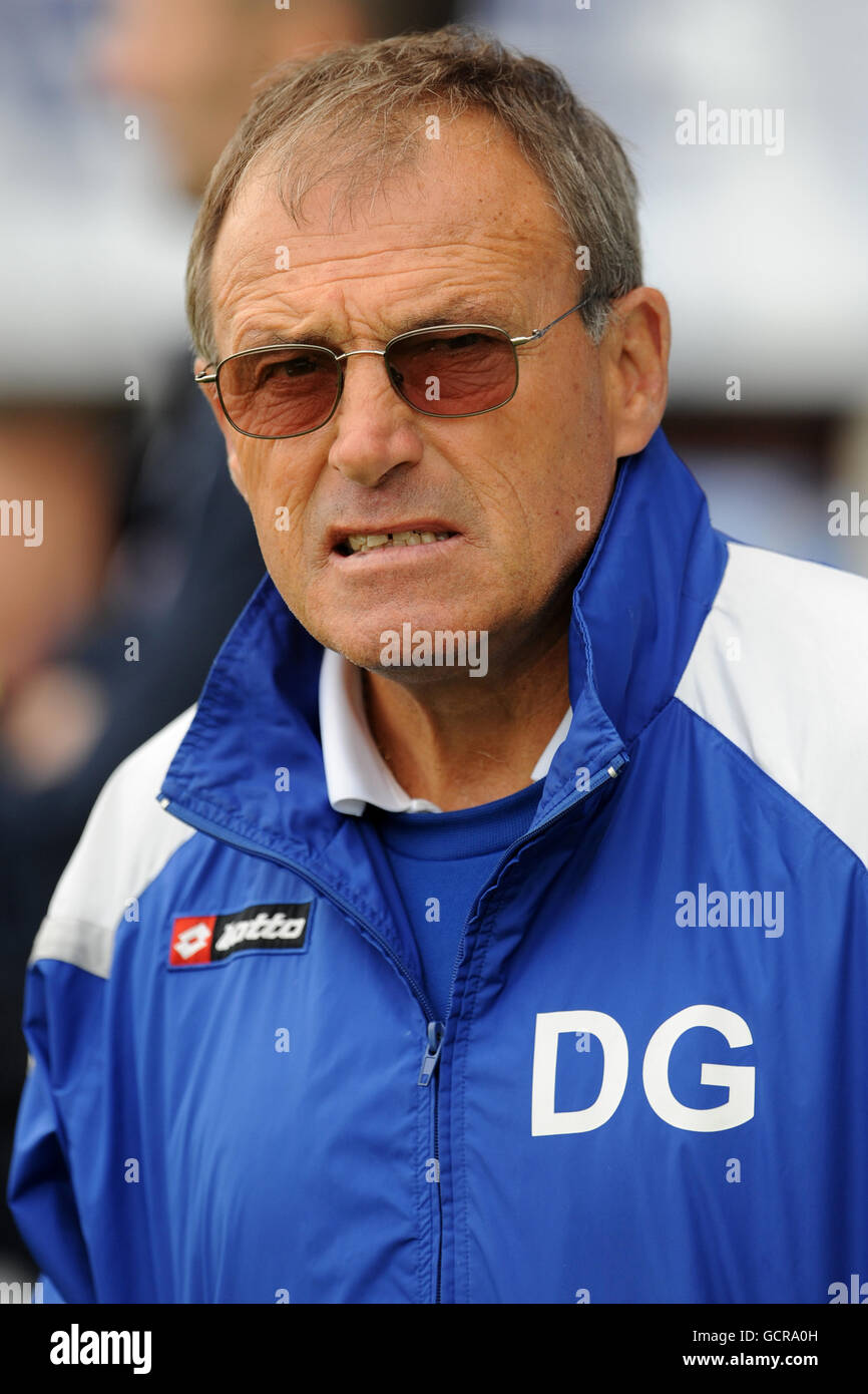Dario gradi football hi-res stock photography and images - Alamy