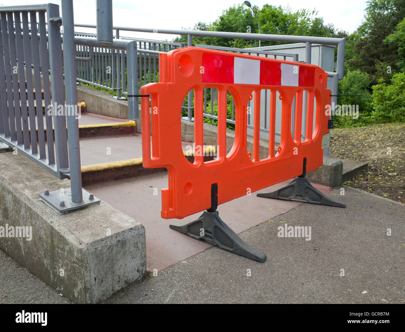 Access by foot hi-res stock photography and images - Alamy