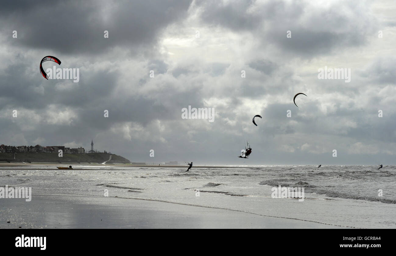 Sport - UK Kite Surfing Championships - Blackpool Stock Photo - Alamy