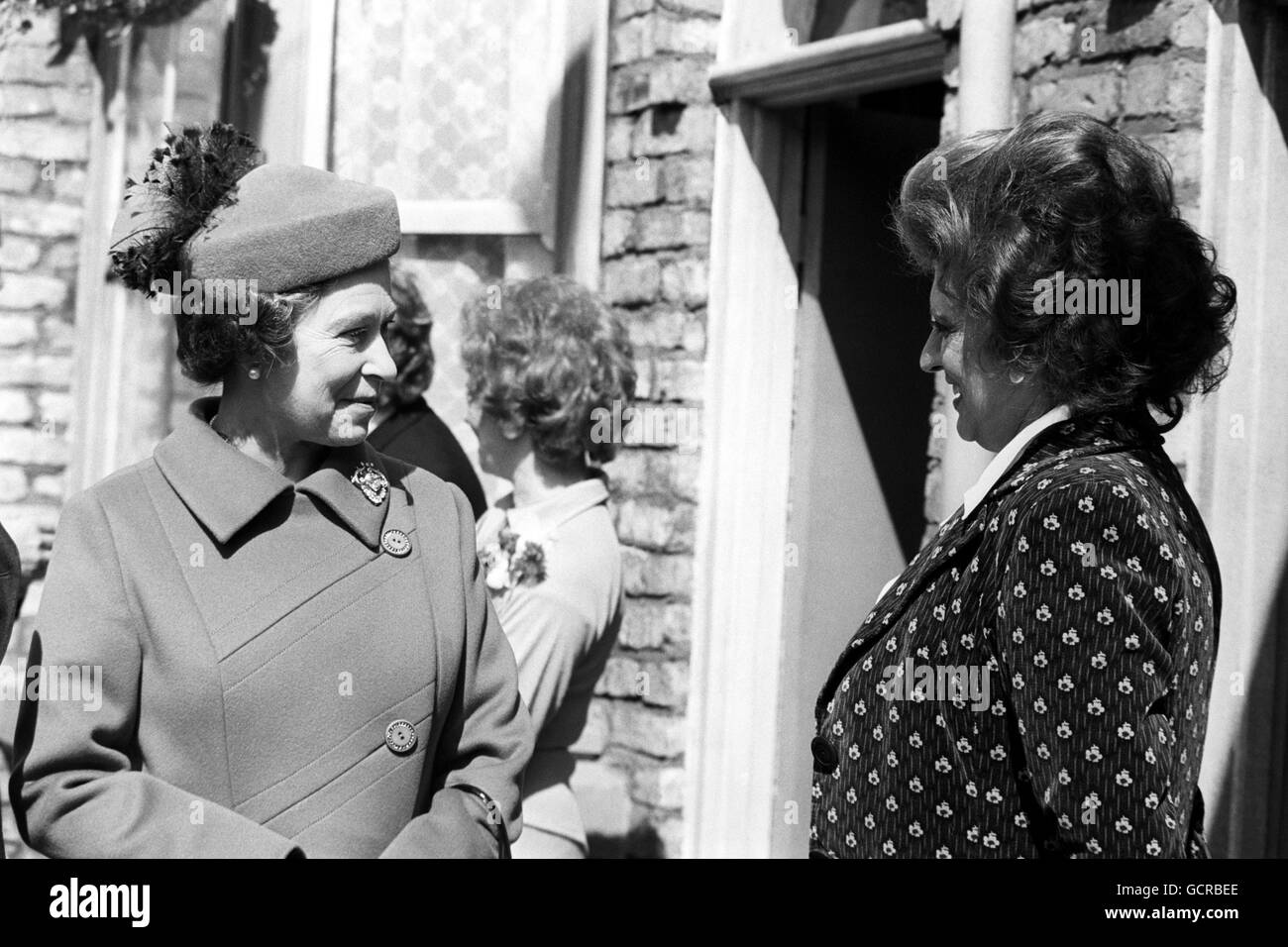 Queen Elizabeth II talking to actress Pat Phoenix, when she visited the ...