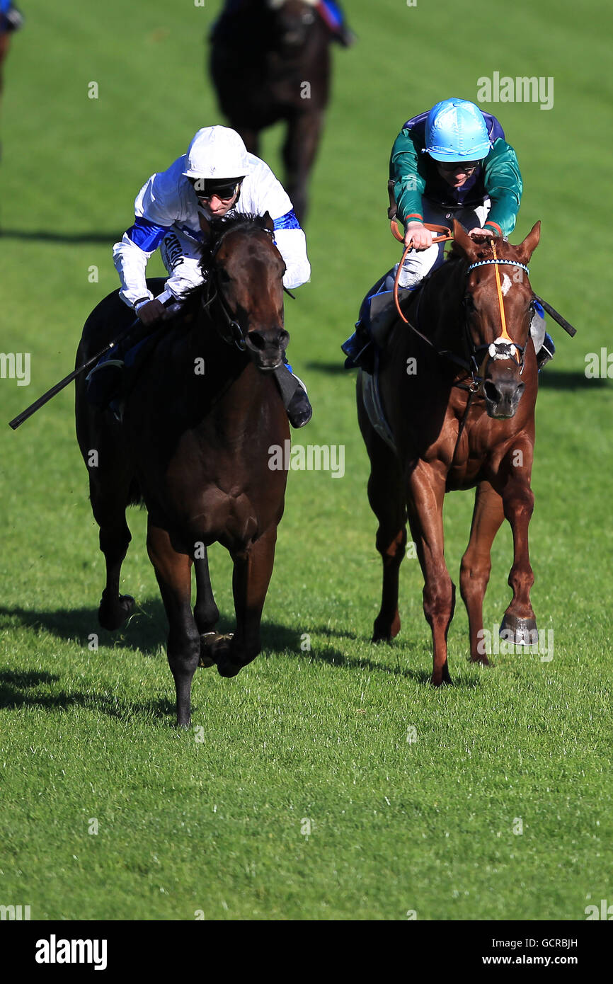 Horse Racing - Nottingham Racecourse Stock Photo - Alamy