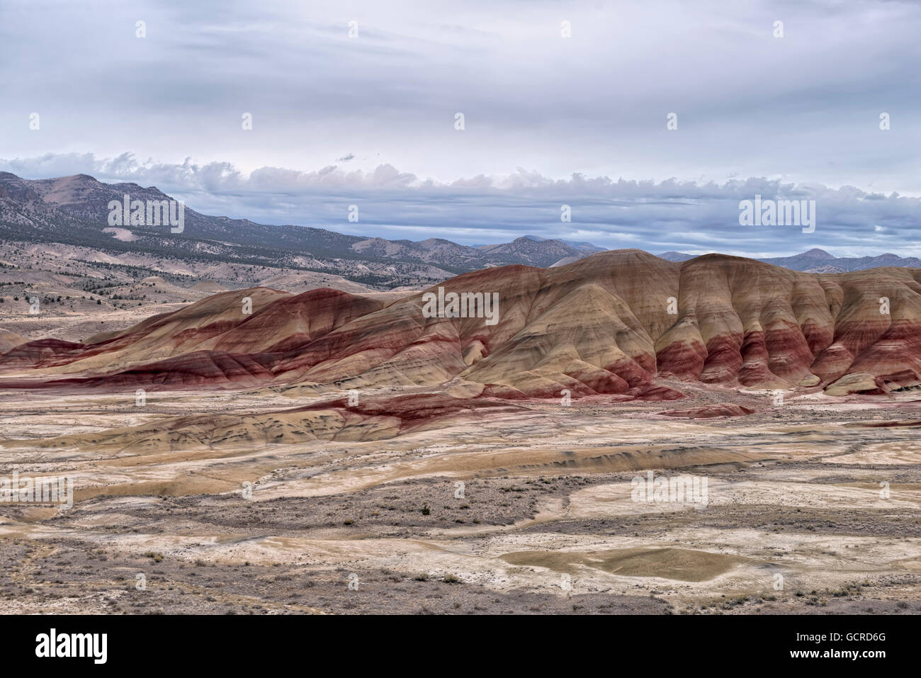 Hills in layers of light hi-res stock photography and images - Alamy