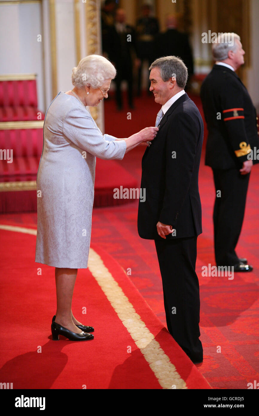 Royal investiture full length smiling mangsk hi-res stock photography ...