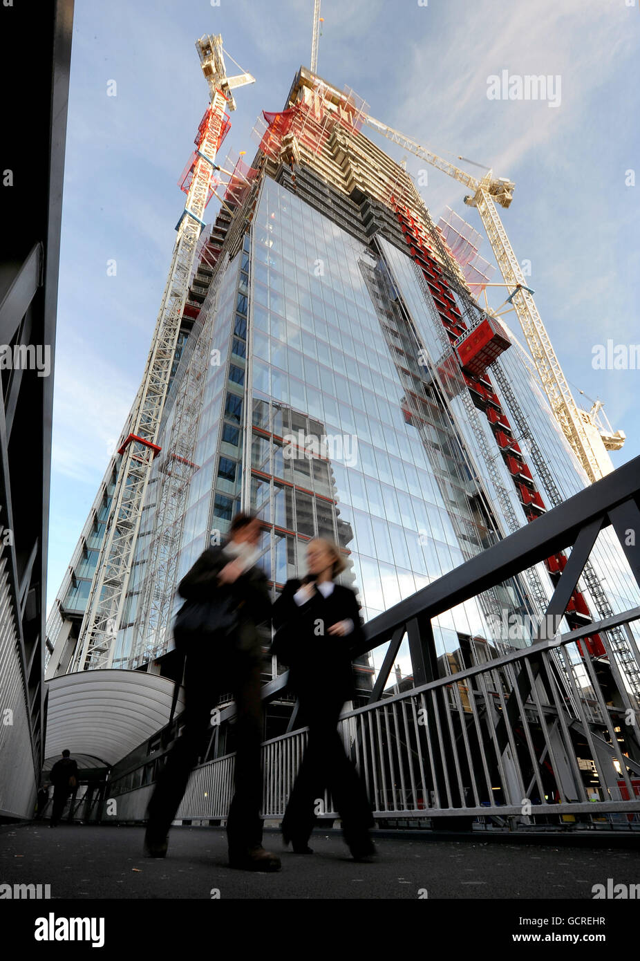 Construction work continues on shard building project london bridge hi ...