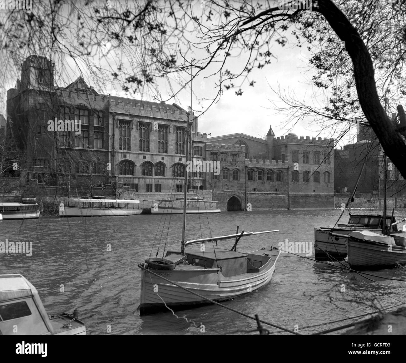 Old new buildings behind hi-res stock photography and images - Alamy