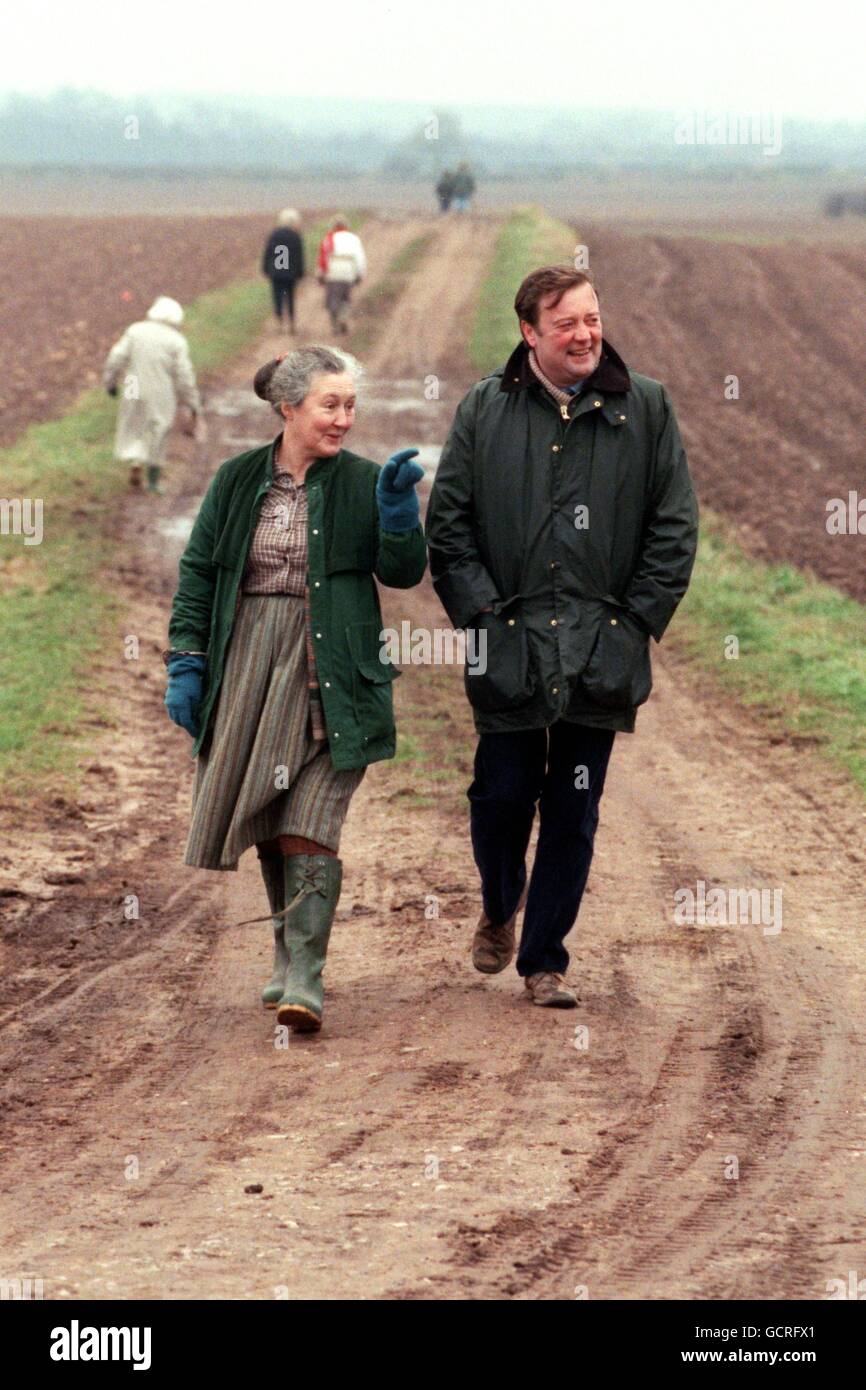 Kenneth clarke wife gillian clarke hi-res stock photography and images ...