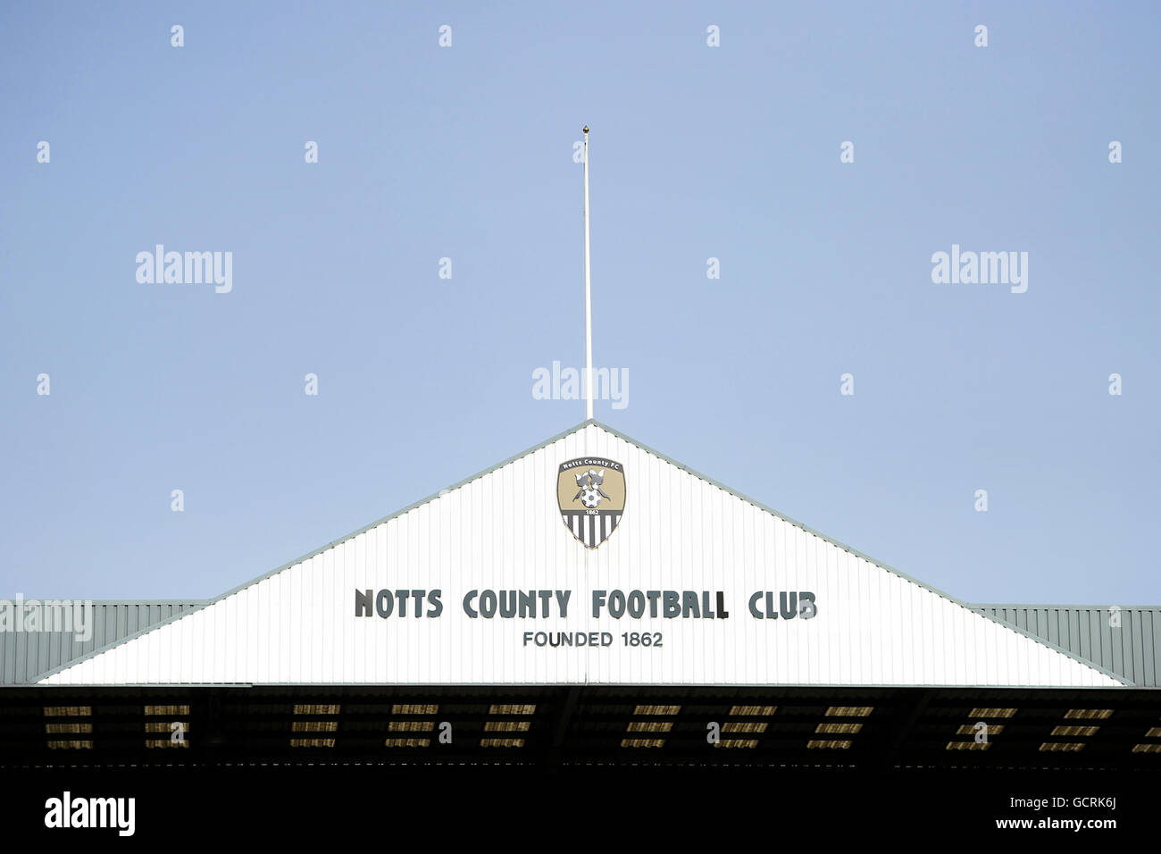 Notts county crest hi-res stock photography and images - Alamy