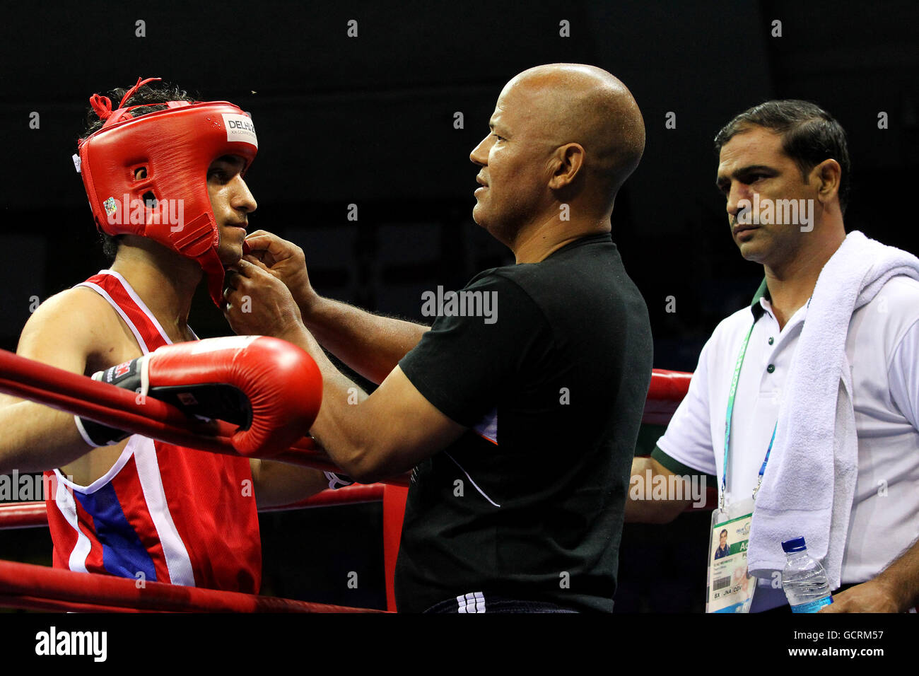 Pakistan's Haroon Kahn prepares to fight against Mauritius' Gilbert ...