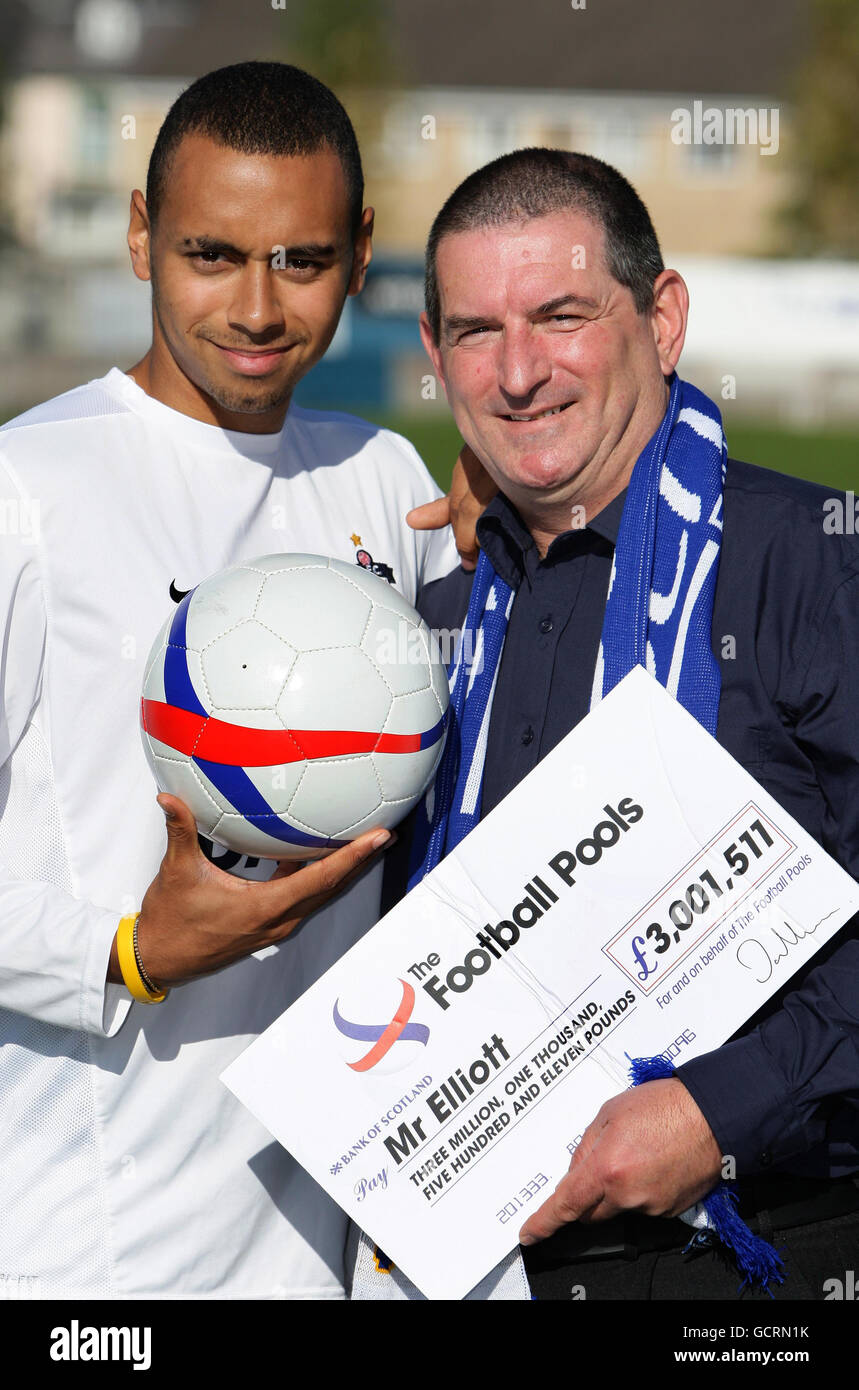 Football pools winner hi-res stock photography and images - Alamy