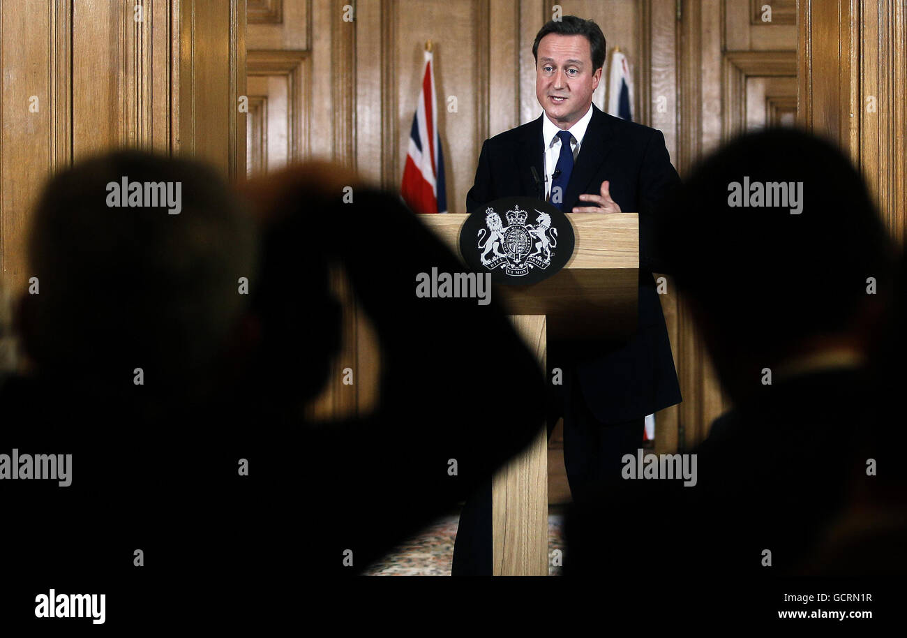 Worker union and press conference hi-res stock photography and images ...